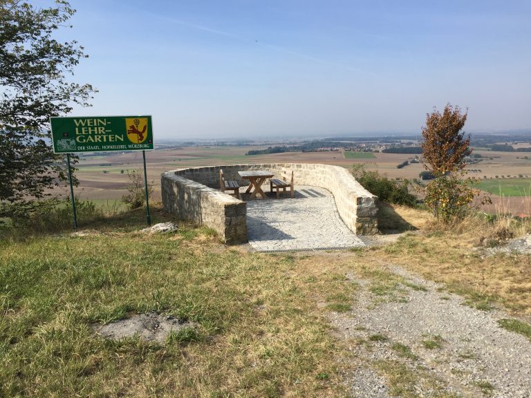 TraumRunde Castell mit einem Abstecher zum Weingut Behringer